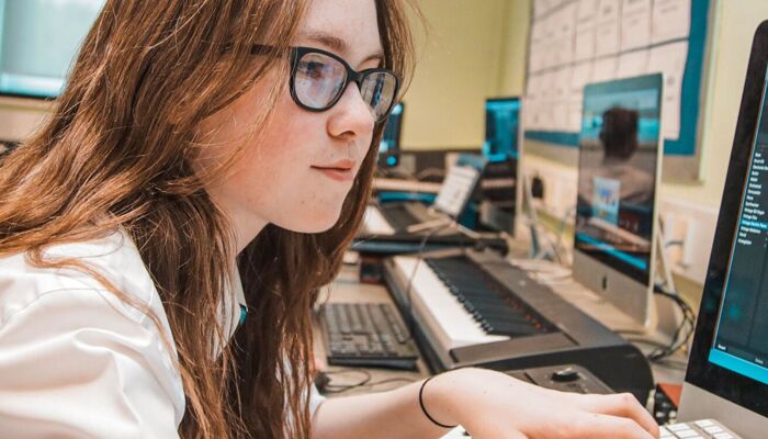 Admissions - Oulton Academy